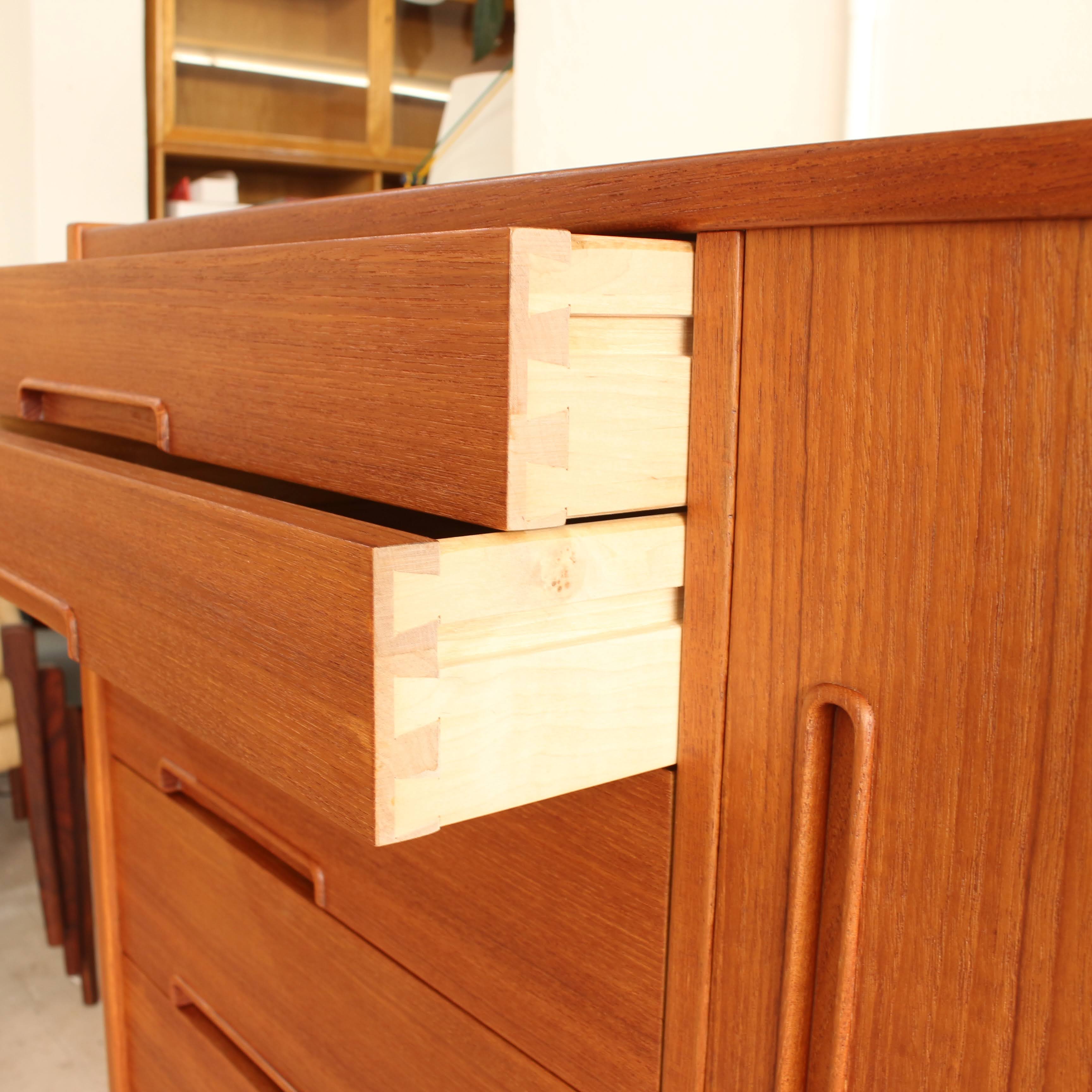 Nils Jonsson teak buffet. Model 'Florens'. – Juliet's Balcony