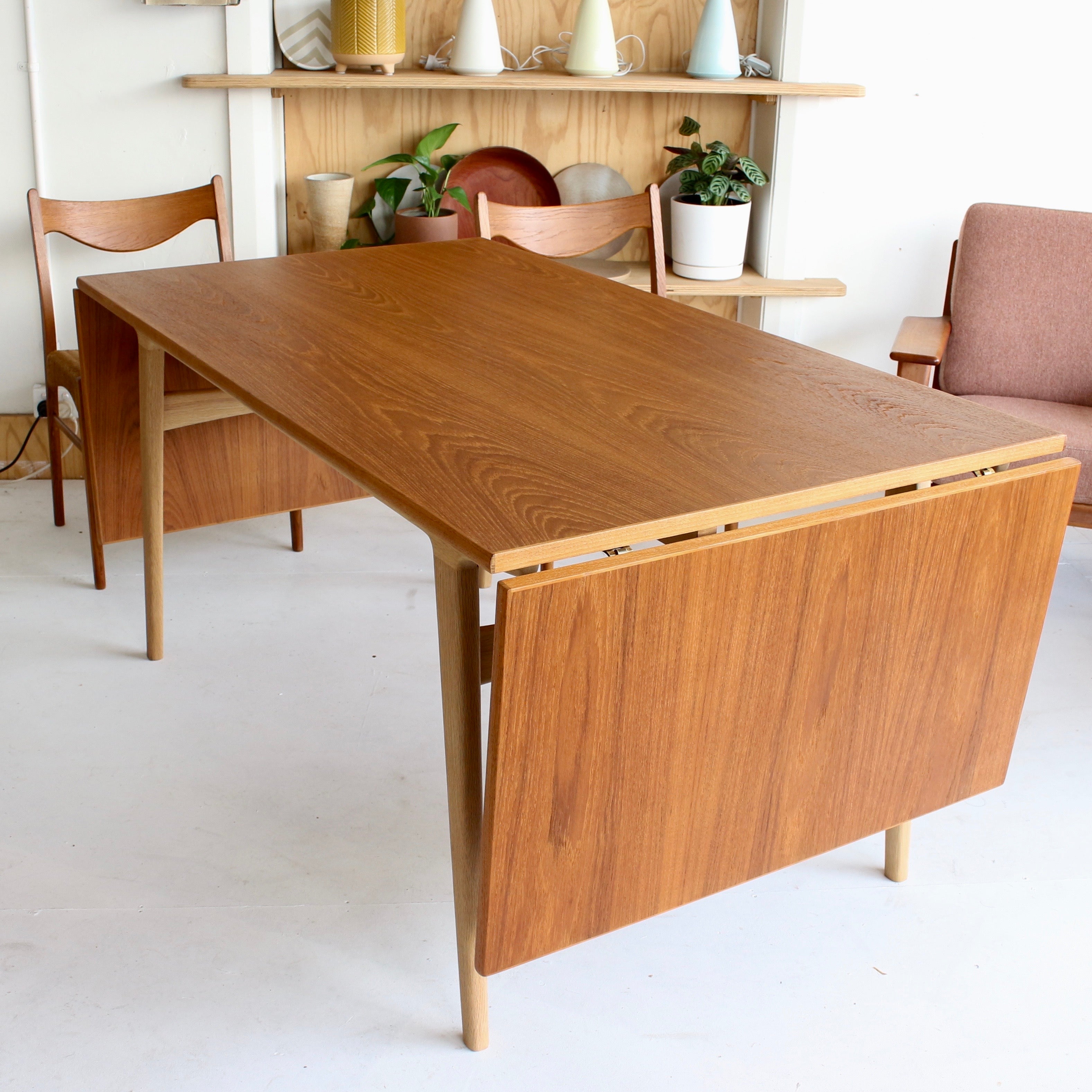 Danish Mid-Century Dining Table – Juliet's Balcony