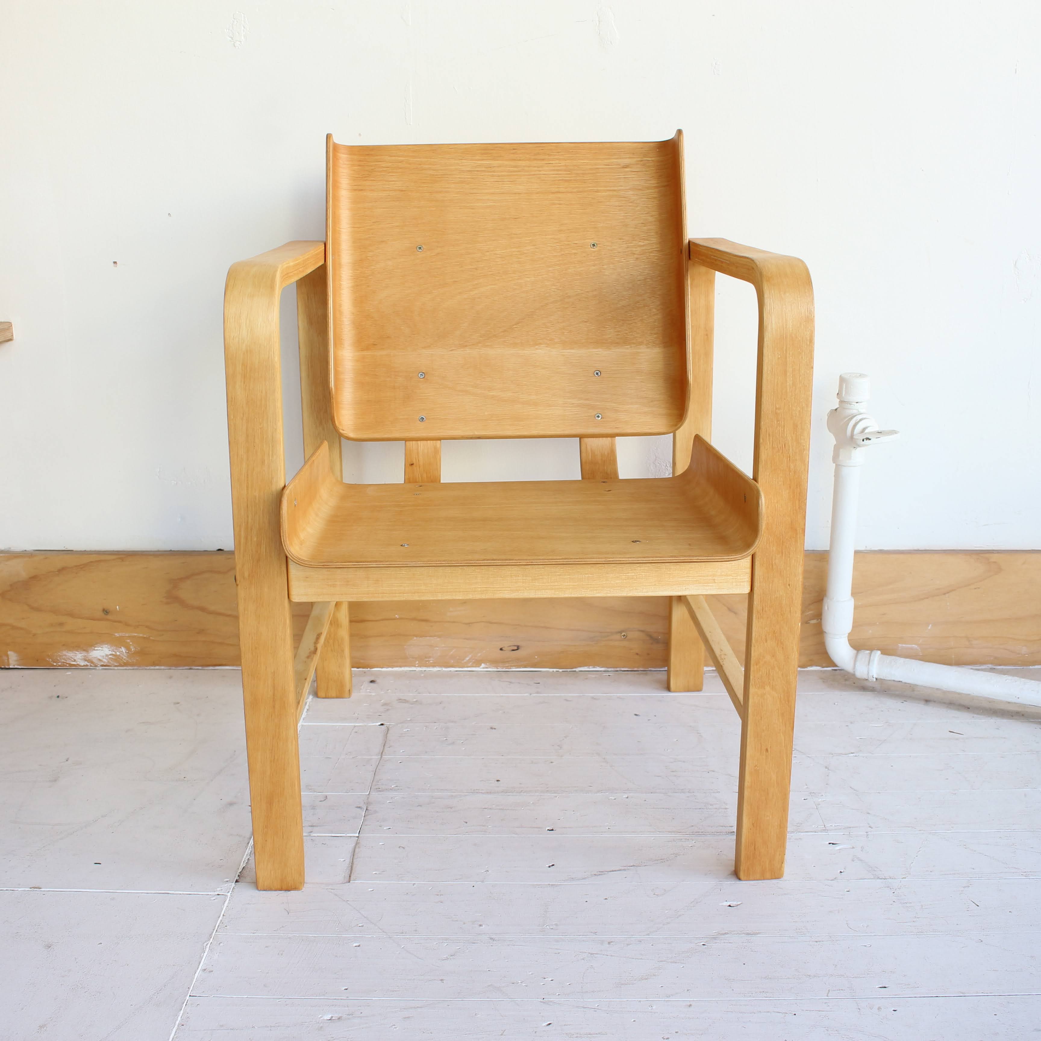 Woodmark Plywood Chair – Juliet's Balcony